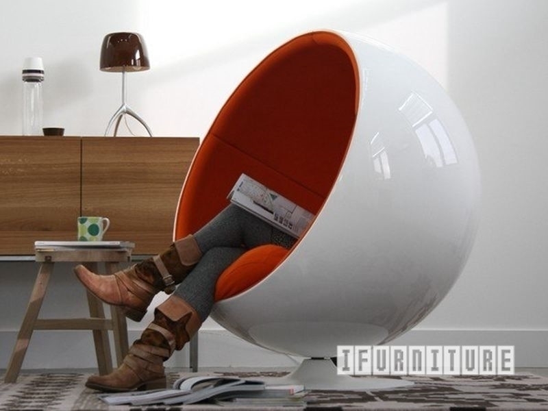 REPLICA Fiber Glass & Cashmere BALL Chair (White Shell with Red ...