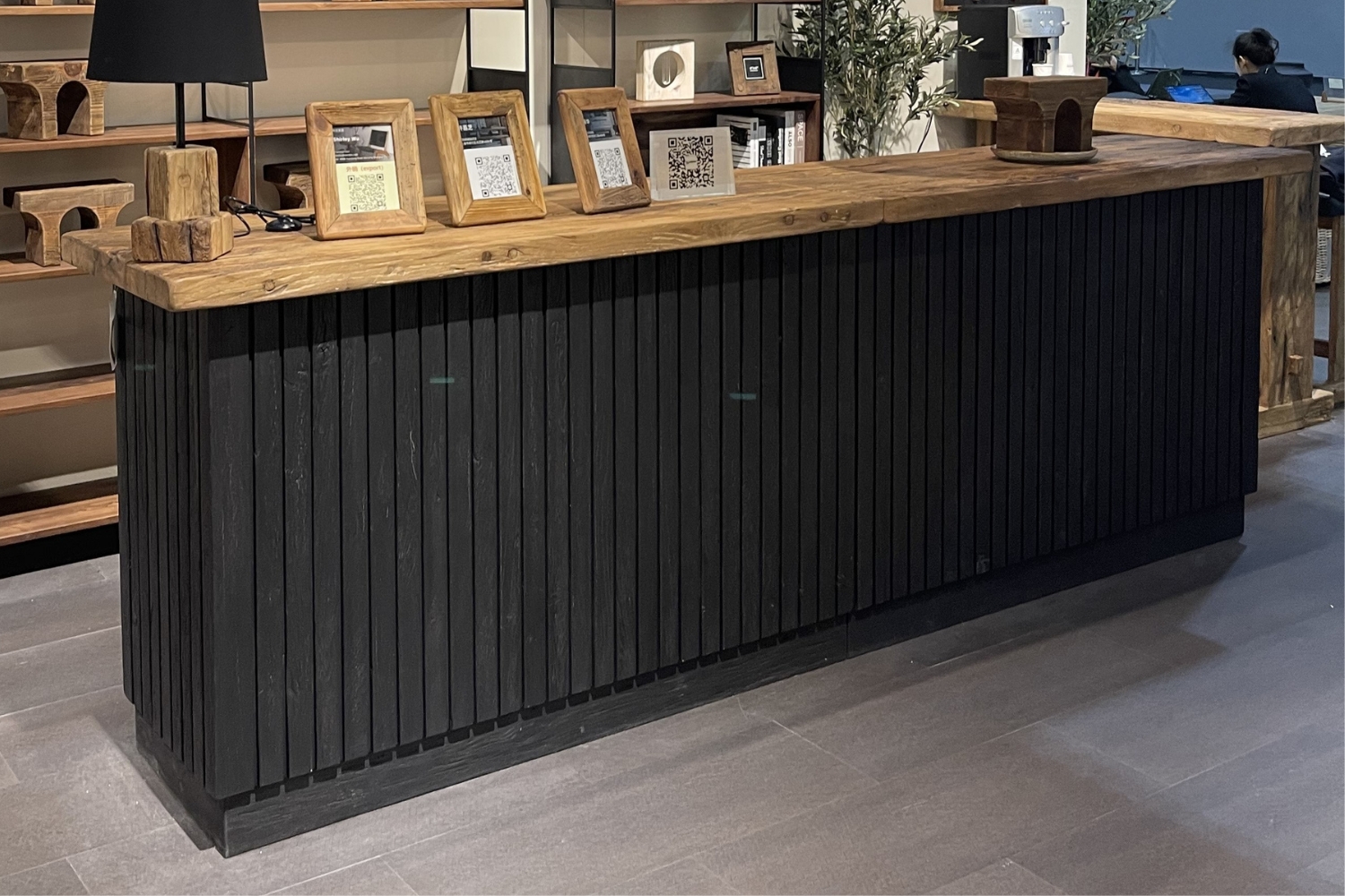 TIMBERA 126" Solid Reclaimed Wood Bar Counter with 8 Back Storage ...